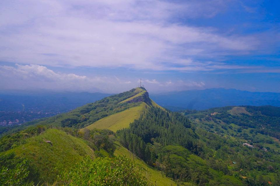 Hanthana Mountain Range