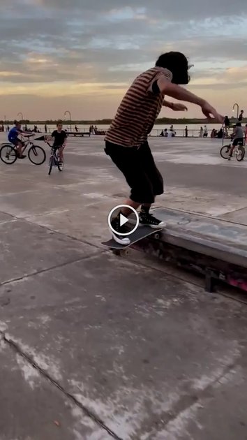 Switch fs noseslide switch heelflip, David Fortuna | PeakD