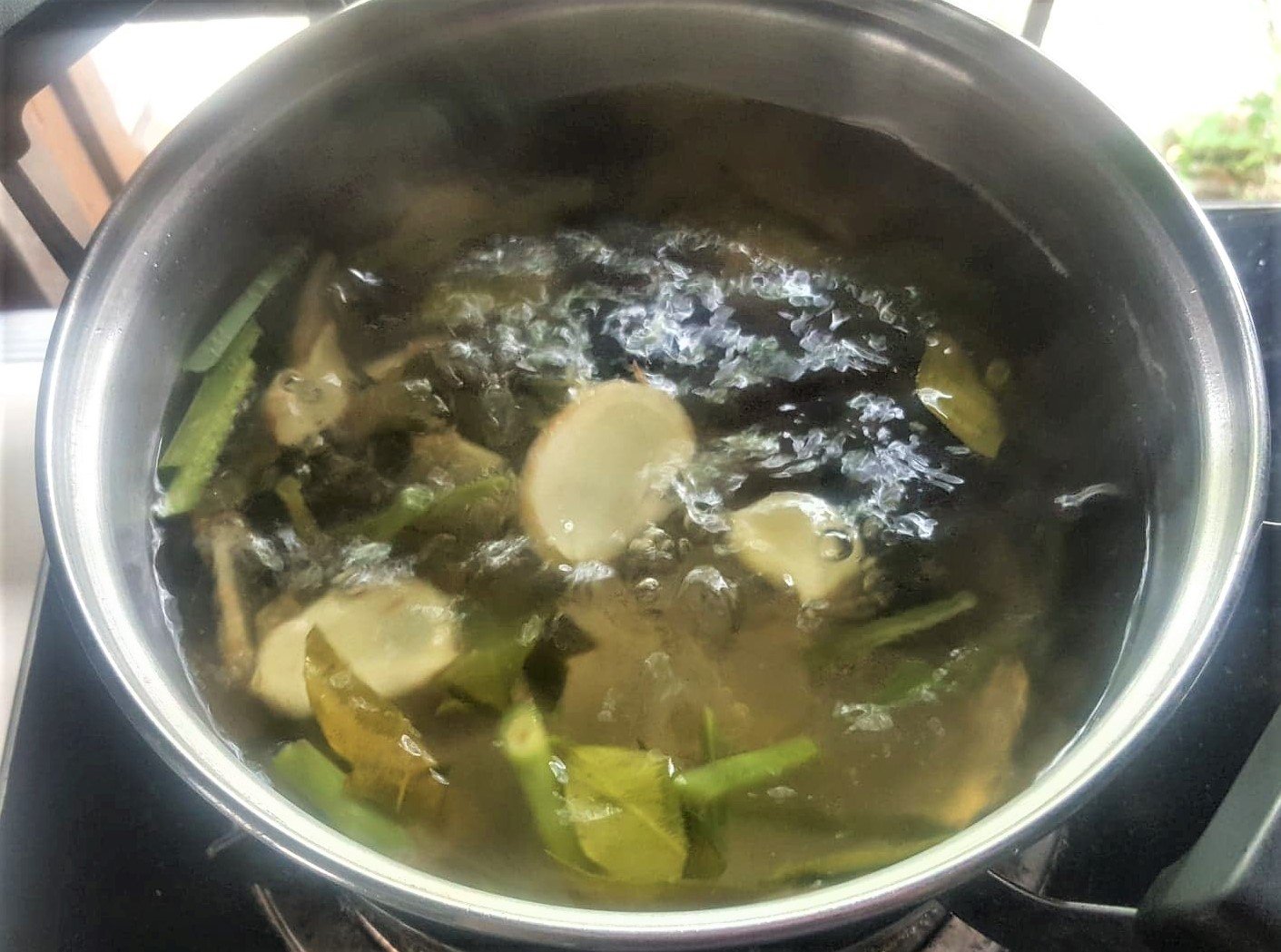 Kickass Kaffir Lime Anti-Inflammatory Thai Tea — Hive