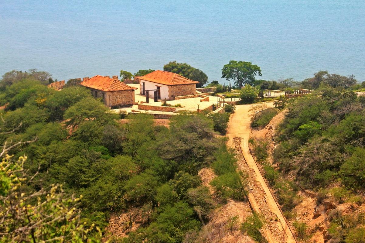 Lo que no se ve desde el Mirador del cerro El Morro — Hive