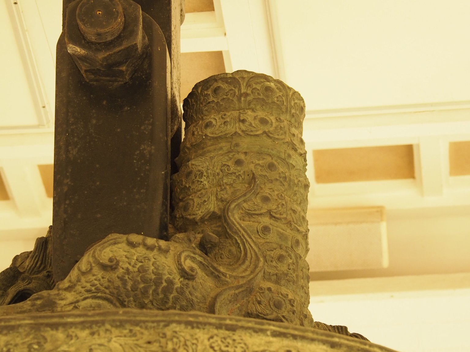 The Great Bell in Gyengju city of Korea, The Bell of King Seongdeok the ...