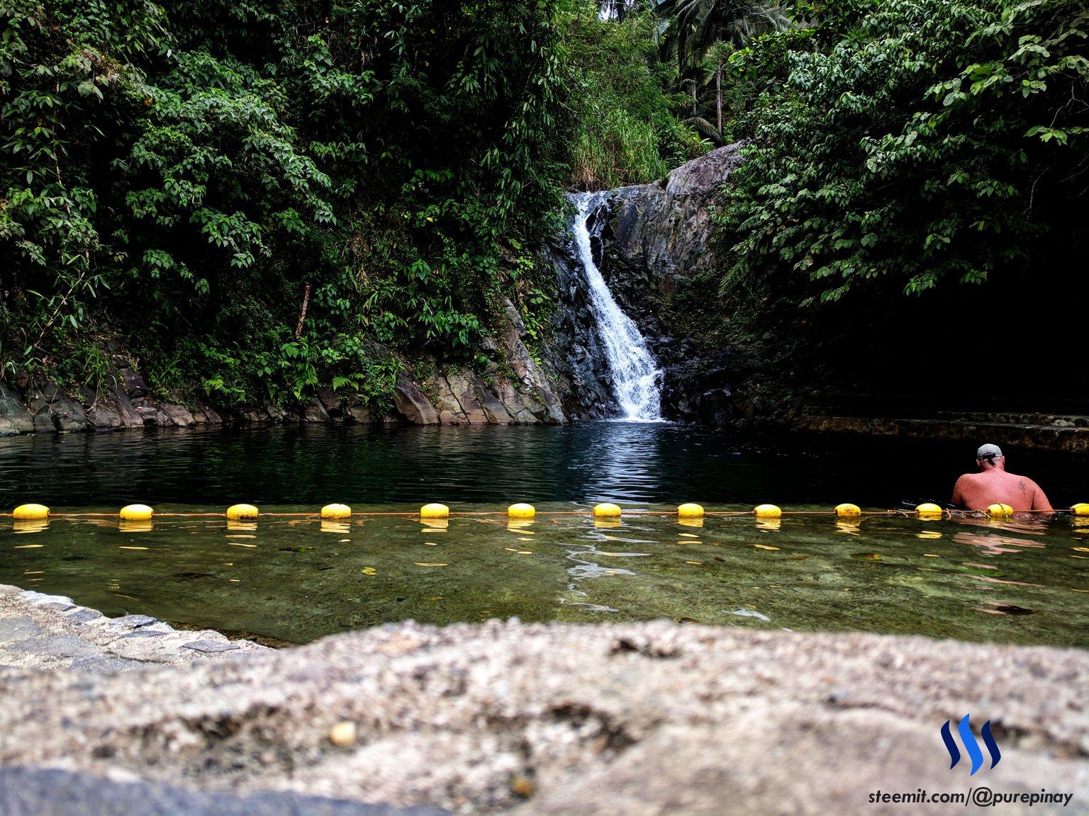 Waterfalls of Valencia — Hive