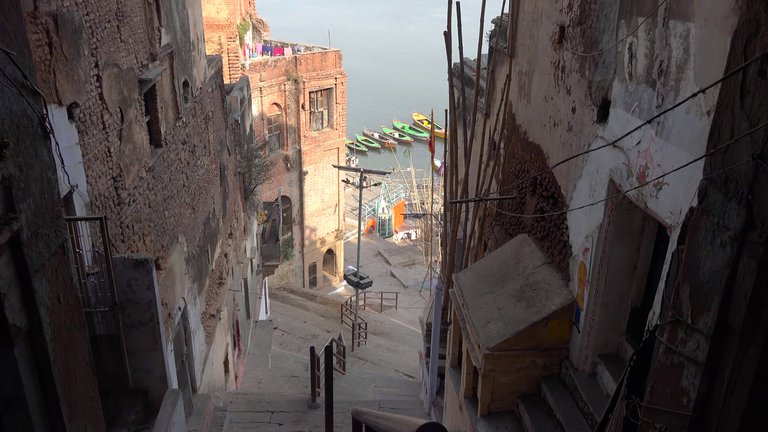 The city of Varanasi - condensed India in a shock dose